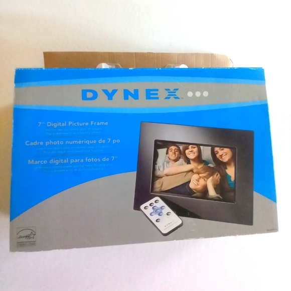 Dynex | Cameras, Photo & Video | Vintage Dynex 7 Digital Picture Frame ...